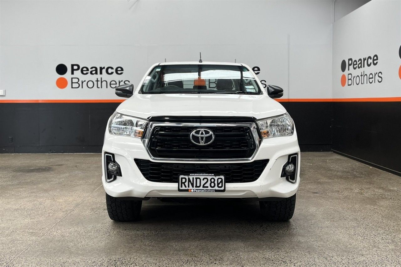 2019 Toyota Hilux Ute Sr, 4x4, Flatdeck, Manual For Sale At $38,990 In ...