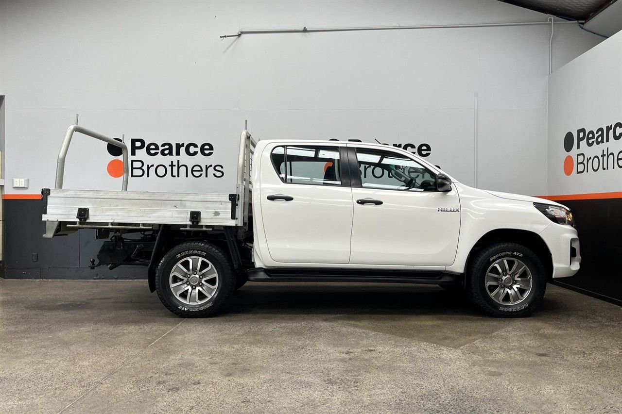 2019 Toyota Hilux Ute Sr, 4x4, Flatdeck, Manual For Sale At $38,990 In ...