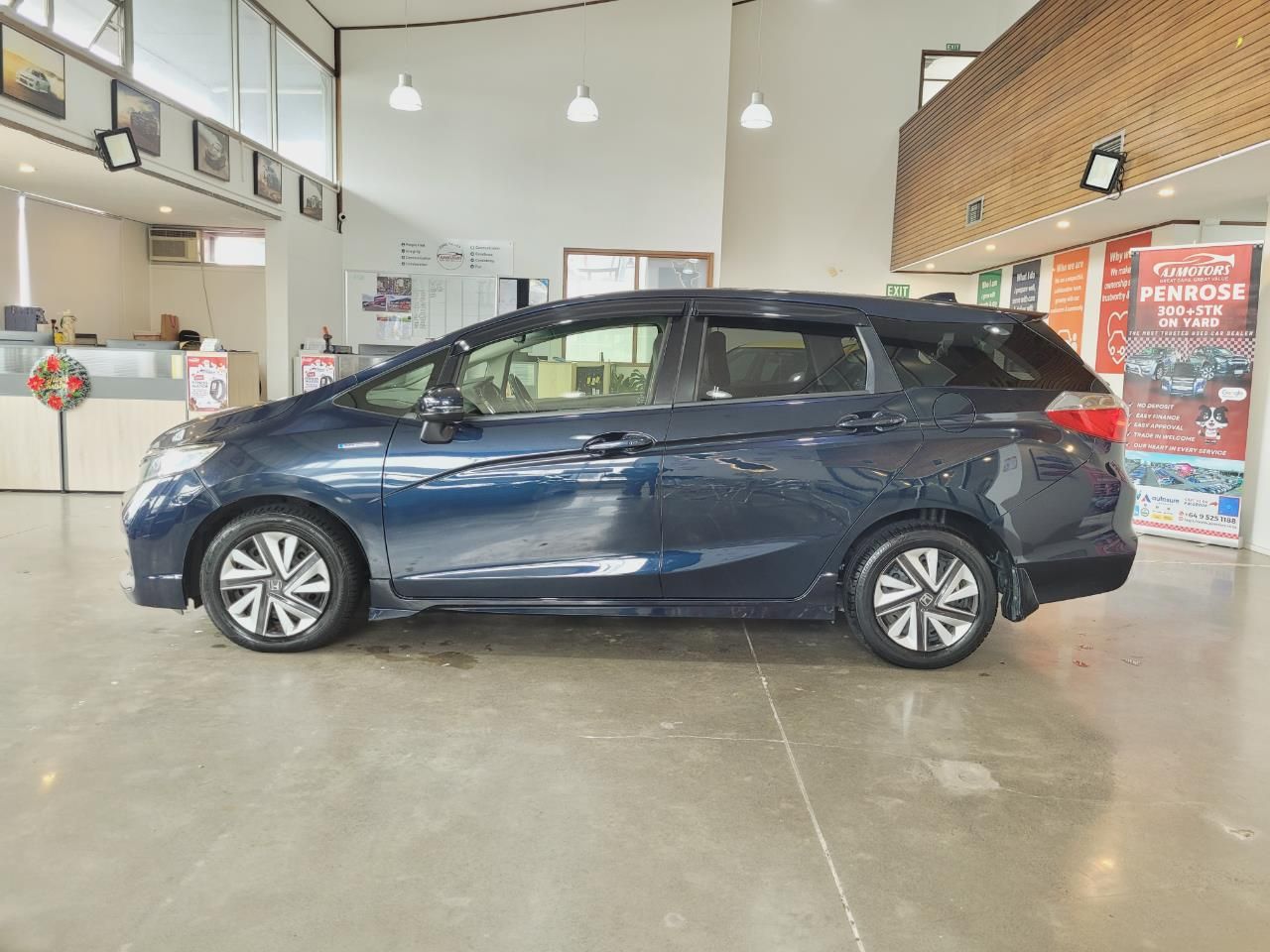 2016 Honda Shuttle Wagon Hv X Style Edn In Wellington Aj Motors ...